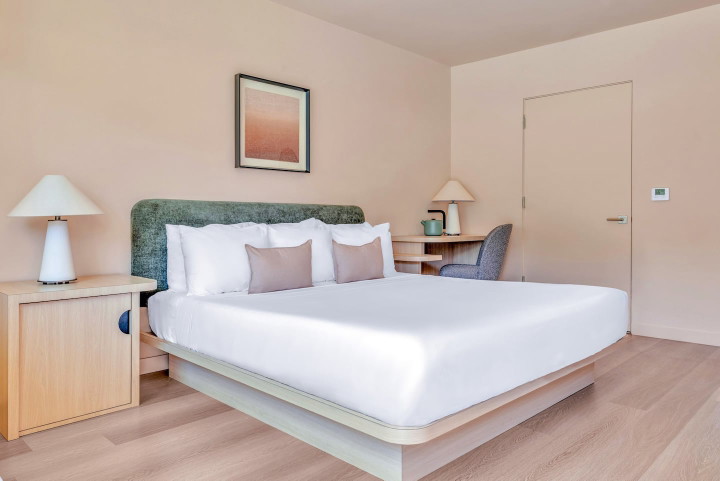 City Center Hotel By Kasa | Accessible King Room - Carson, CA