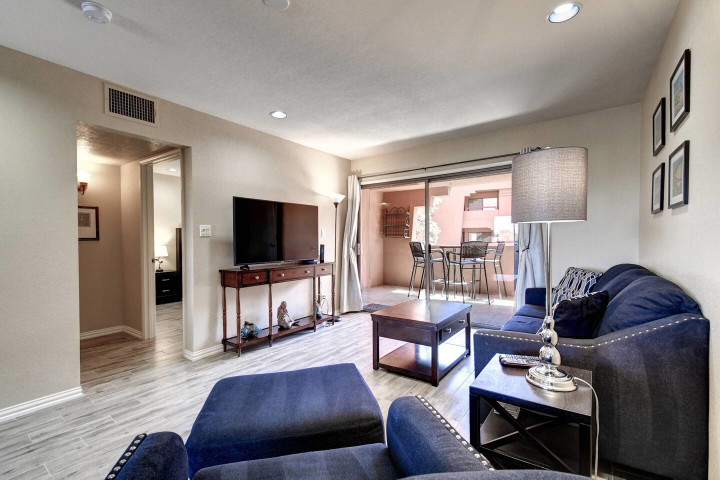 340golf Course Condo With Pool View & Resort Grounds - Arizona