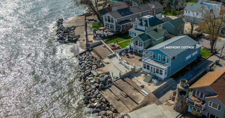 Lakefront Cottage In Huron, Ohio - Ohio
