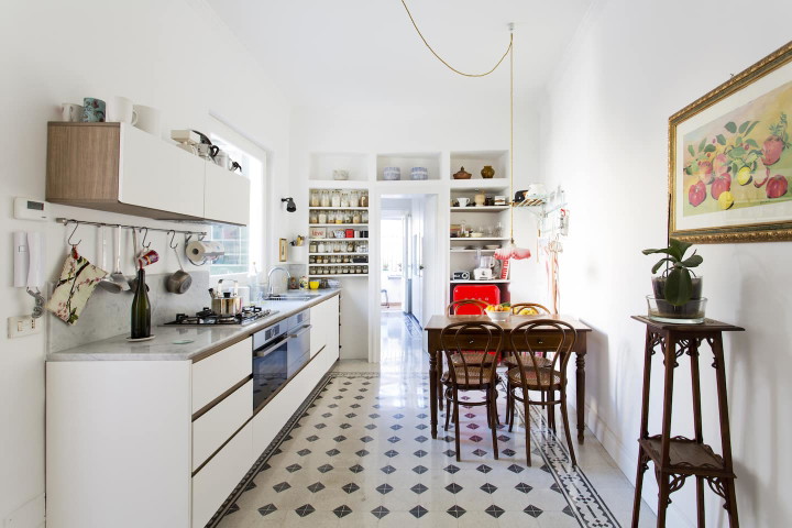 Charmingly Revived Apartment Near 4 Canti - Sycylia