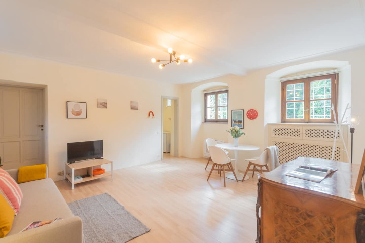La Piazza Di Cernobbio Par Rent All Como - Cernobbio