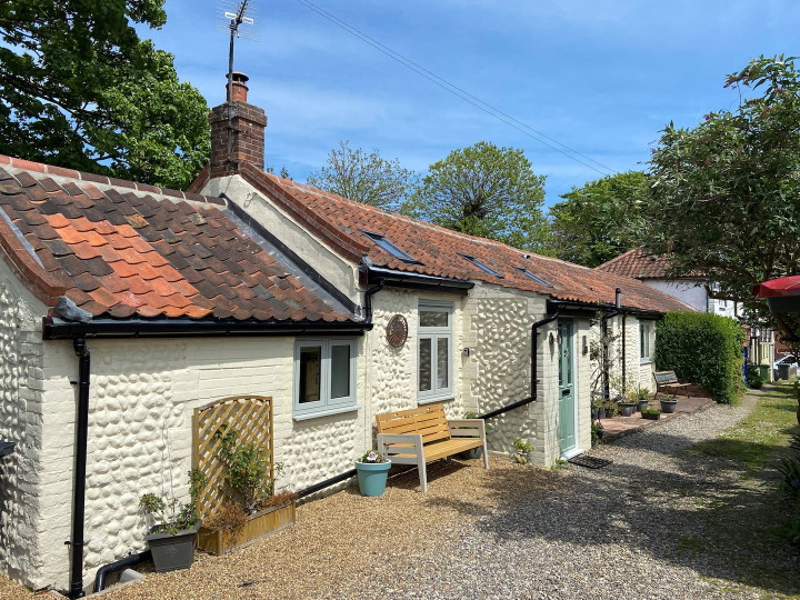 Beautiful Period Cottage By The Sea. Pet Friendly. - North Walsham