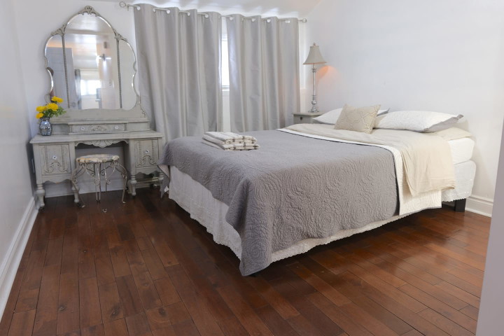 Private Suite In South Etobicoke - Mississauga