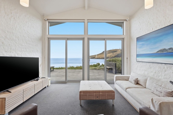 Beachfront Escape In Clifton - Bruny Island