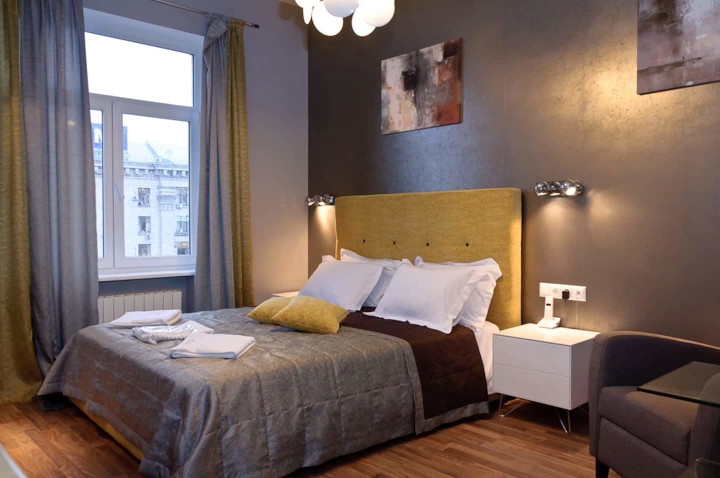 Top Floor Modern Street View Studio - Kiev
