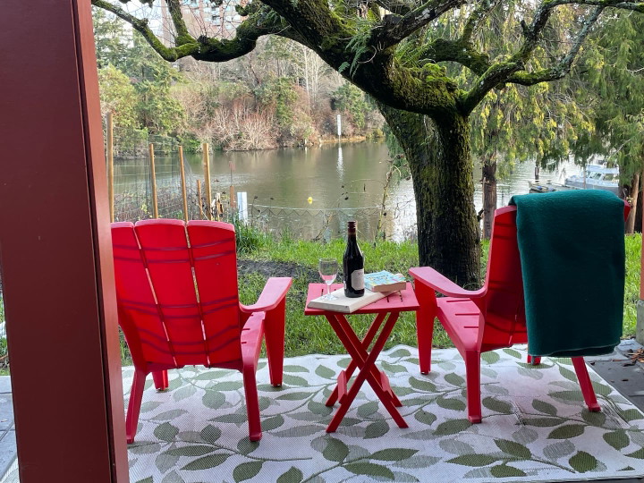 Water Views, Close To Downtown - Victoria