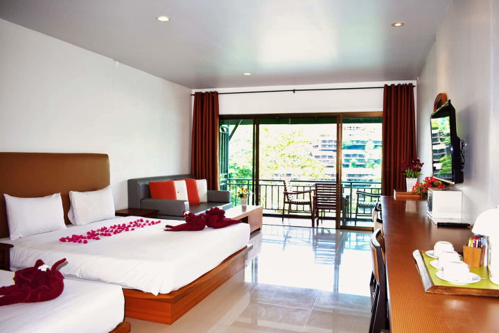 Family Space Perched On Phi Phi's Viewpoint! - Ko Phi Phi Don