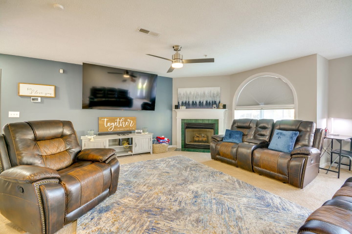 9 Mi To Uncg & Dtwn: Suburban Family Condo - High Point, NC