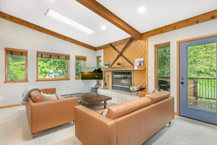 Serene West Vail Home Close To Nature Steps To Bus - Vail, CO