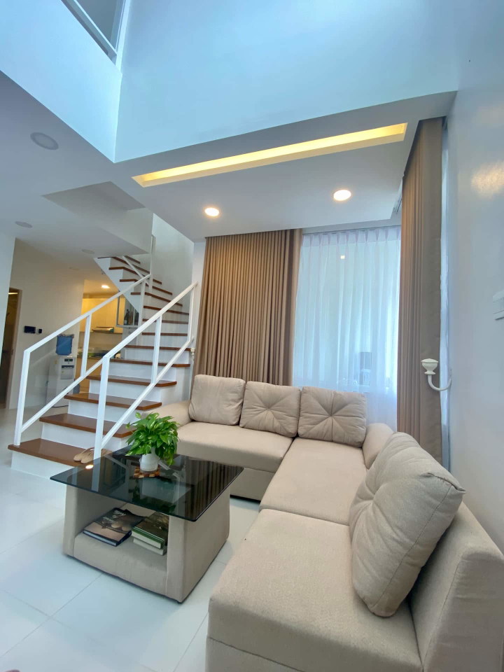 Modern White House With Pool - Nasugbu