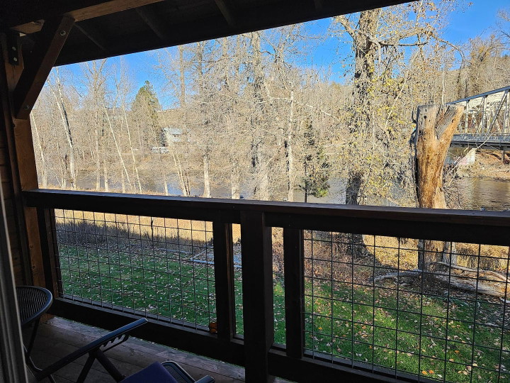 King Suite River Front - Winthrop, WA
