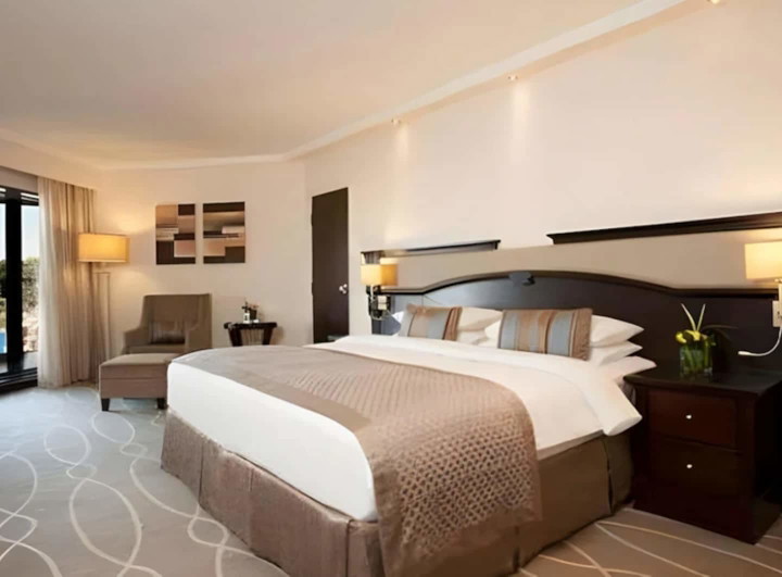 Oasis Deluxe King Or Twin Room Near Oasis Cafe - Al Ain