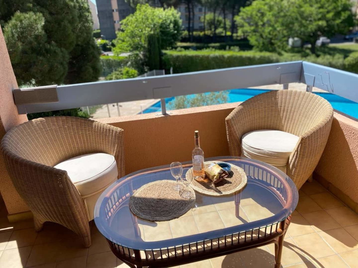 Superbe Appartement Dans Résidence Avec Piscine - Fréjus