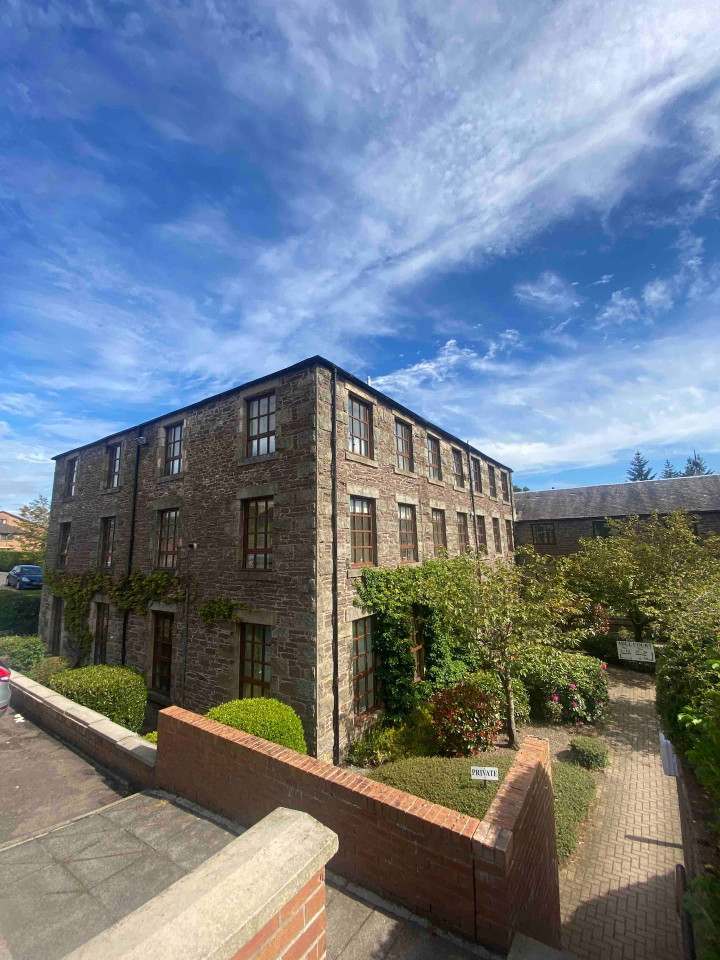 Old Mill Two Bed Apartment With Pool - Dunblane