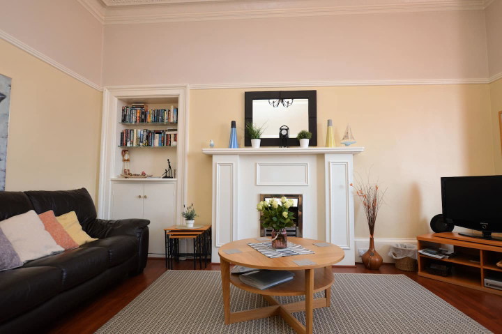 Sebright Holiday Apartment, Esplanade Location - Dunoon