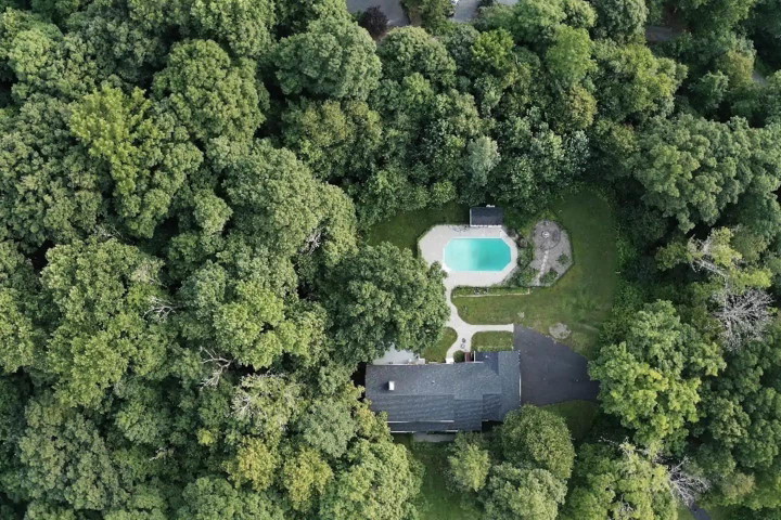 Beautiful Winter Retreat- Hot Tub & Fire Pit, 6 Br - Vernon Township, NJ