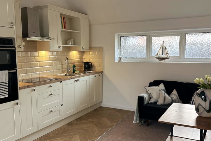 Chattery Cottage - Coastal Stay - Seaford