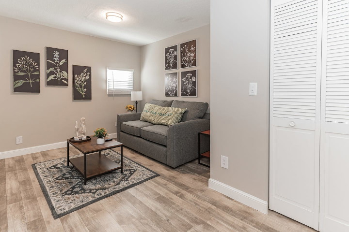 2 Bed 2 Bath Beach And Pool Unit - North Palm Beach, FL