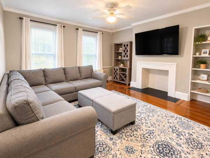 Spacious Downtown Frederick Home + Ev Charging - Frederick, MD