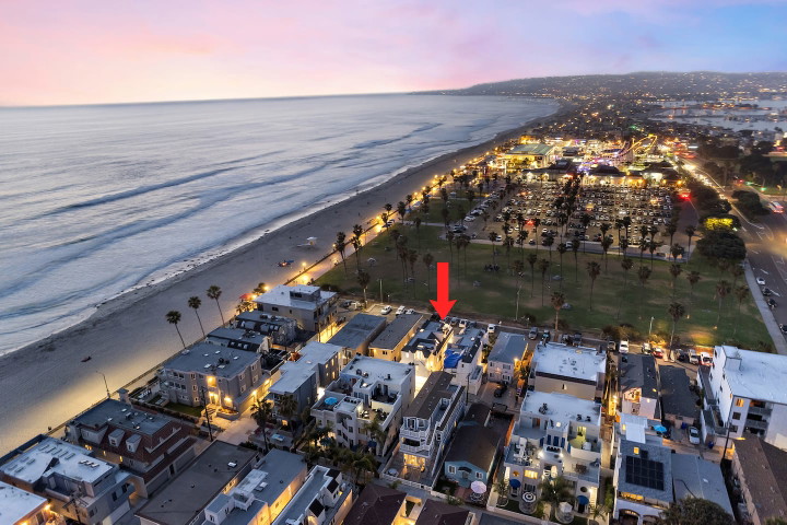 Luxe Home Sleeps 20 Mission Beach Parking 4 Cars - San Diego