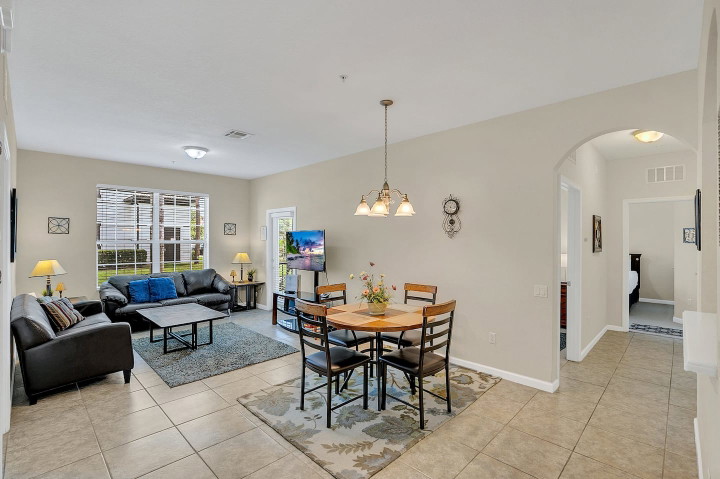 Vista Cay 3 Bedroom 2 Bath Ground Floor Luxury - Ocoee, FL