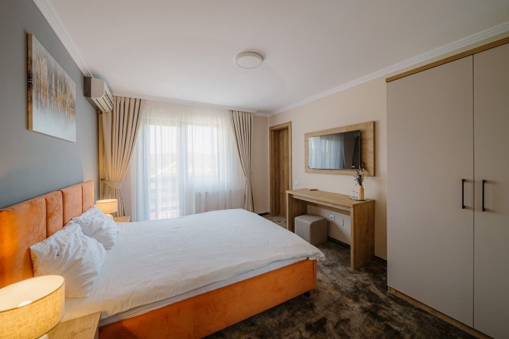Pensiunea Regal, Cozy Guest House Large Garden - Oradea