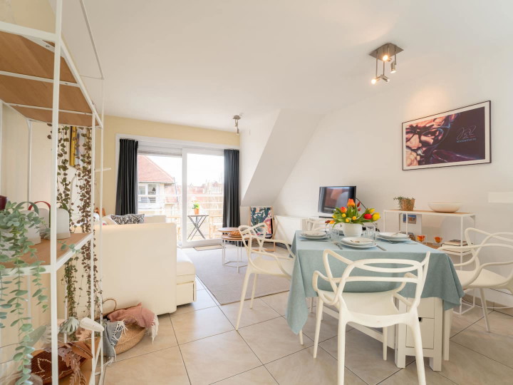 Appartement Avec Cabine De Plage Et Stationnement - Blankenberge
