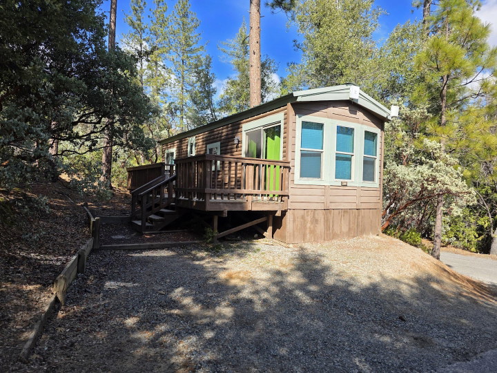 Log Cabins - Bass Lake, CA
