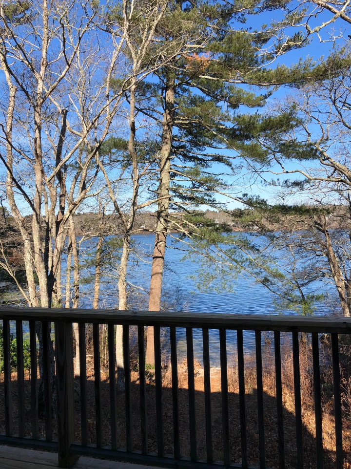 Stunning 4-bedroom Private Fresh Water Beach Front - Mashpee, MA