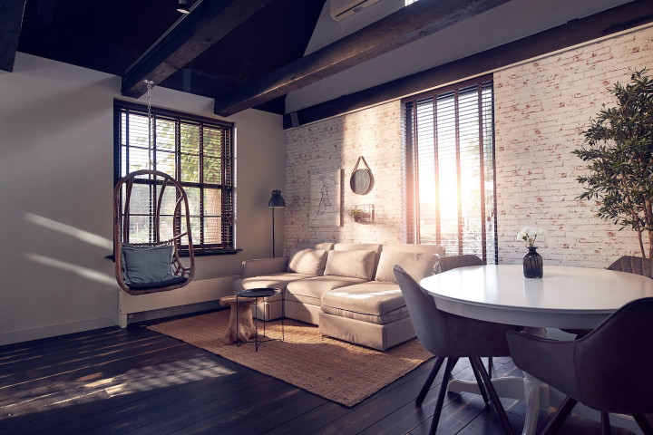 57. Rustic River House ~ Bath Tub ~ Monument - Amstelveen