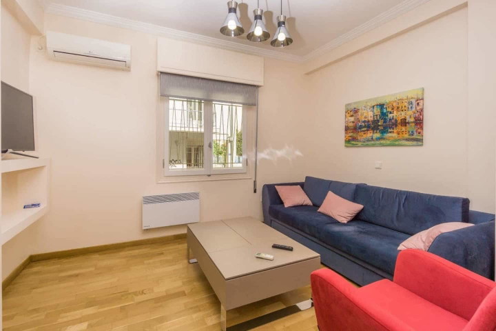 Cozy 1bd Flat In Historic Centre - Athene