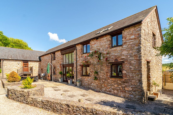 Wagtail Barn, South Devon, Pet Friendly With Shared Indoor Pool & Games Room - Buckfastleigh