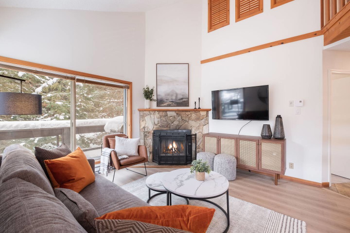 2+loft | Creekside | Free Parking | Bbq | Pets - Whistler