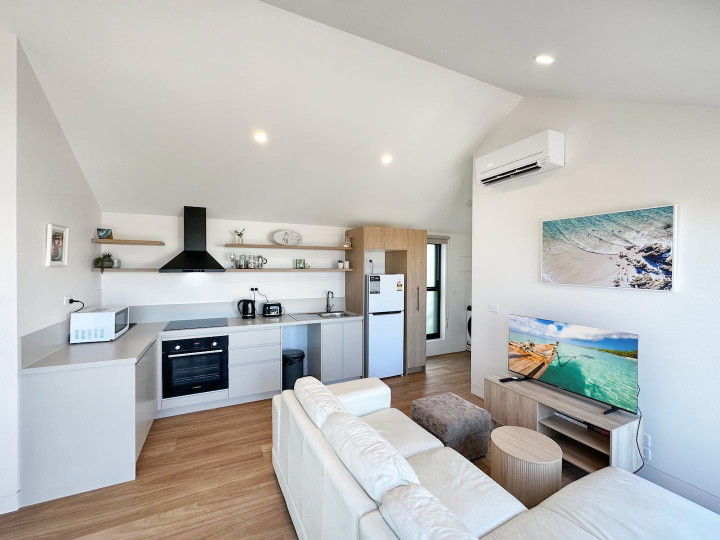 Beachcomber Holiday House - Apollo Bay