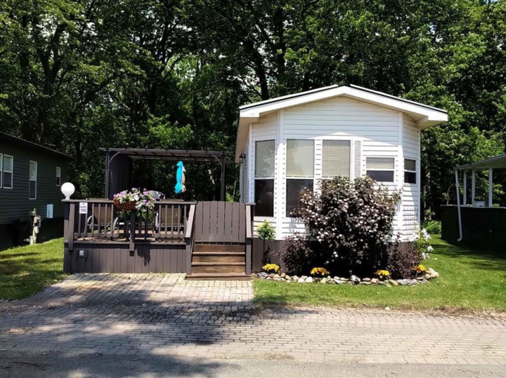 Family Cottage Fun At Sherkston Shores Resort - Port Colborne