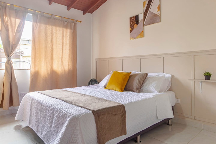 Spectacular Complete Apartment - Envigado