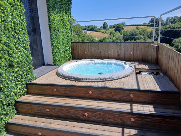 Appartement Avec Grande Terrasse Et Spa - Aveyron