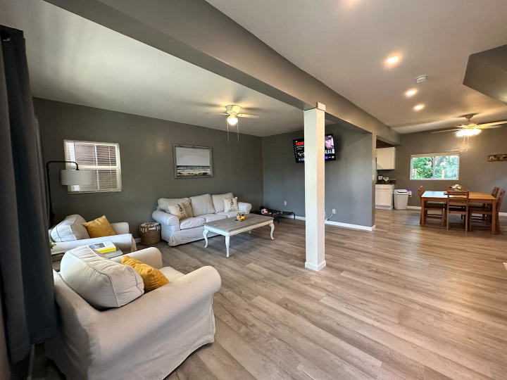 Gannon Family 3 Bed 1 Bath House On West Second - Erie, PA