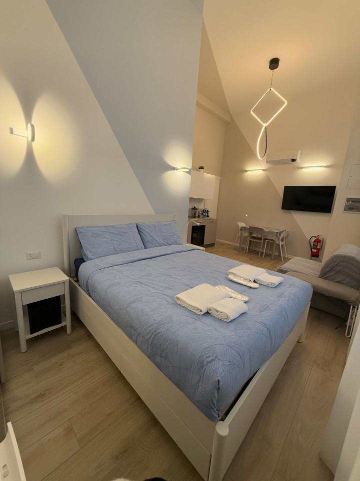 Mariposa-milan P.ta Venezia Via Menotti - Milano