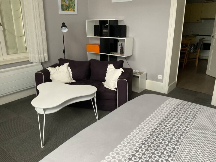 F1 Indépendant, Cadre Verdoyant Avec Terrasse . - Toul