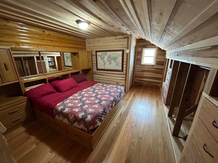 Lovely Country Loft
Lake, Hiking, Woods,
Relaxing - Indiana (State)
