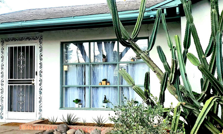 The Cactus House Welcomes You! - Tucson