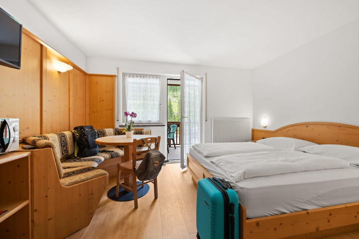 Studio Pour 4 Personnes Avec Piscine Et Spa - Canazei, TN, Italie