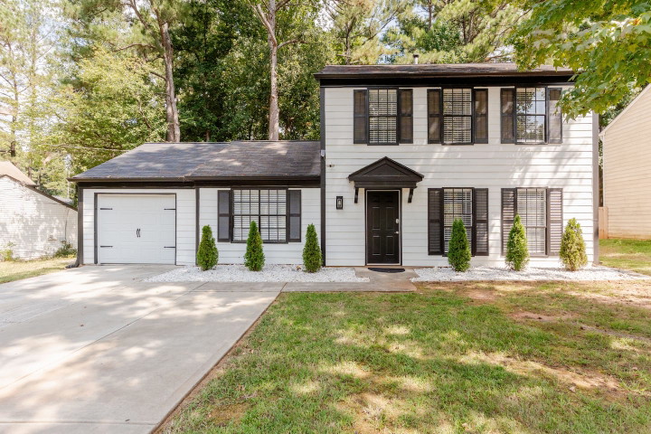 Spacious Alpharetta House Near Avalon & Dining - Johns Creek, GA