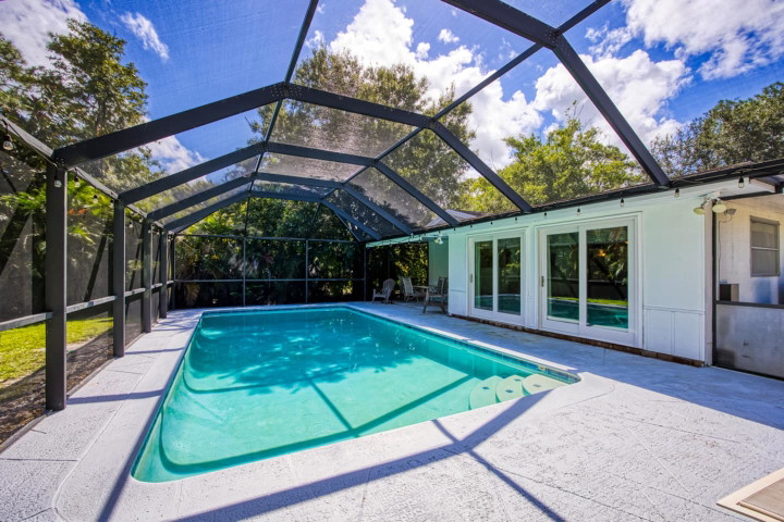 Heated Pool Home, Close To Downtown - Naples, FL