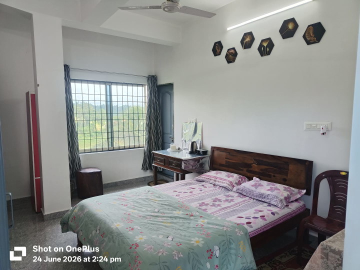 Private Room With Attached Bath On 2flr -Saklespur - Sakleshpura