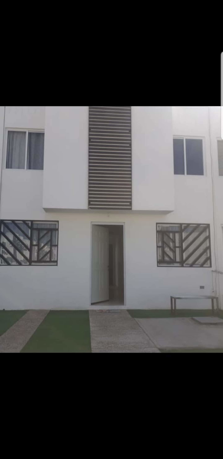 Nuestro Hogar Puede Ser Tuyo, De Tours O Laboral - Celaya