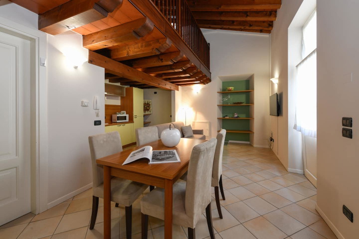 Bright Loft With Two Bathrooms In The Center Of Desenzano - Desenzano del Garda