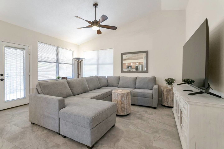 Great Location! Business/pleasure, Dog Friendly! - Avondale, AZ