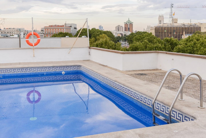 Paseo Del Prado I - Studio Avec Terrasse - Madrid